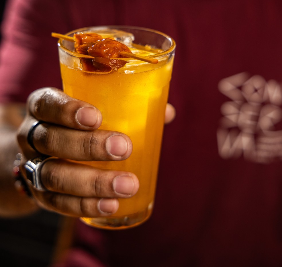 Conserva: bartenders abrem bar de conservas e coquetéis em Copacabana