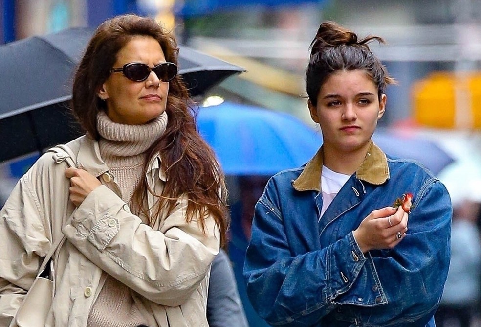 Suri Noelle Se Muda Para Faculdade E Chora Após Se Despedir Da Mãe 4783