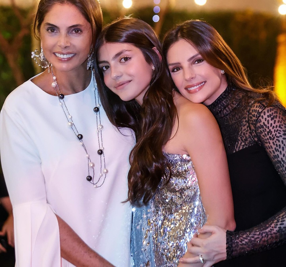 Filha de Carol Celico e Kaká faz festa para comemorar 13 anos e usa vestido de R$ 1,7 mil