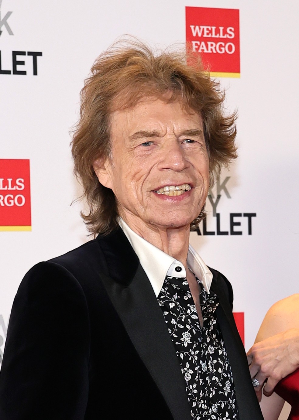Sarah Jessica Parker, Mick Jagger e mais famosos brilham em baile de gala
