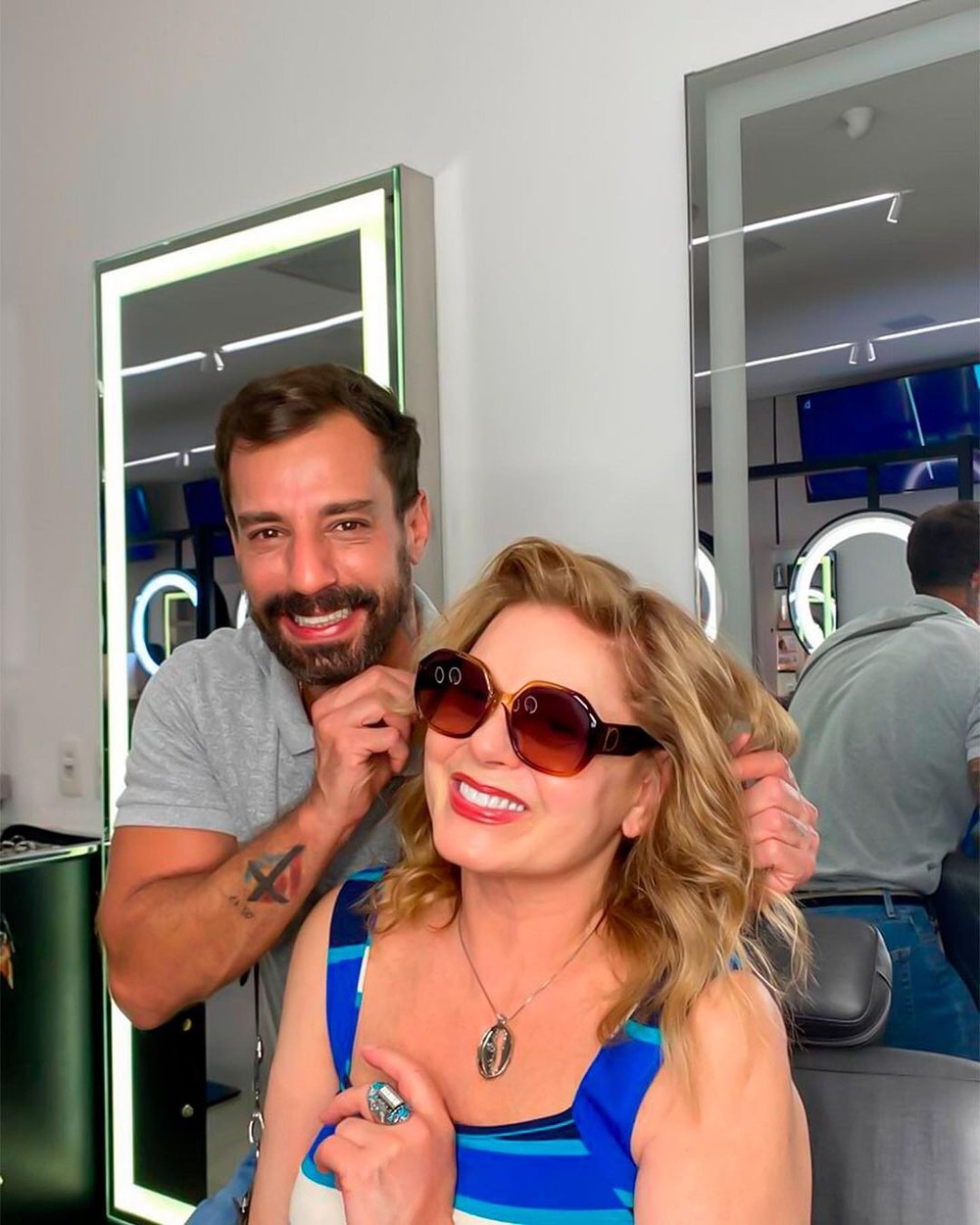 Vera Fischer muda o visual: 'Fisionomia mais leve'