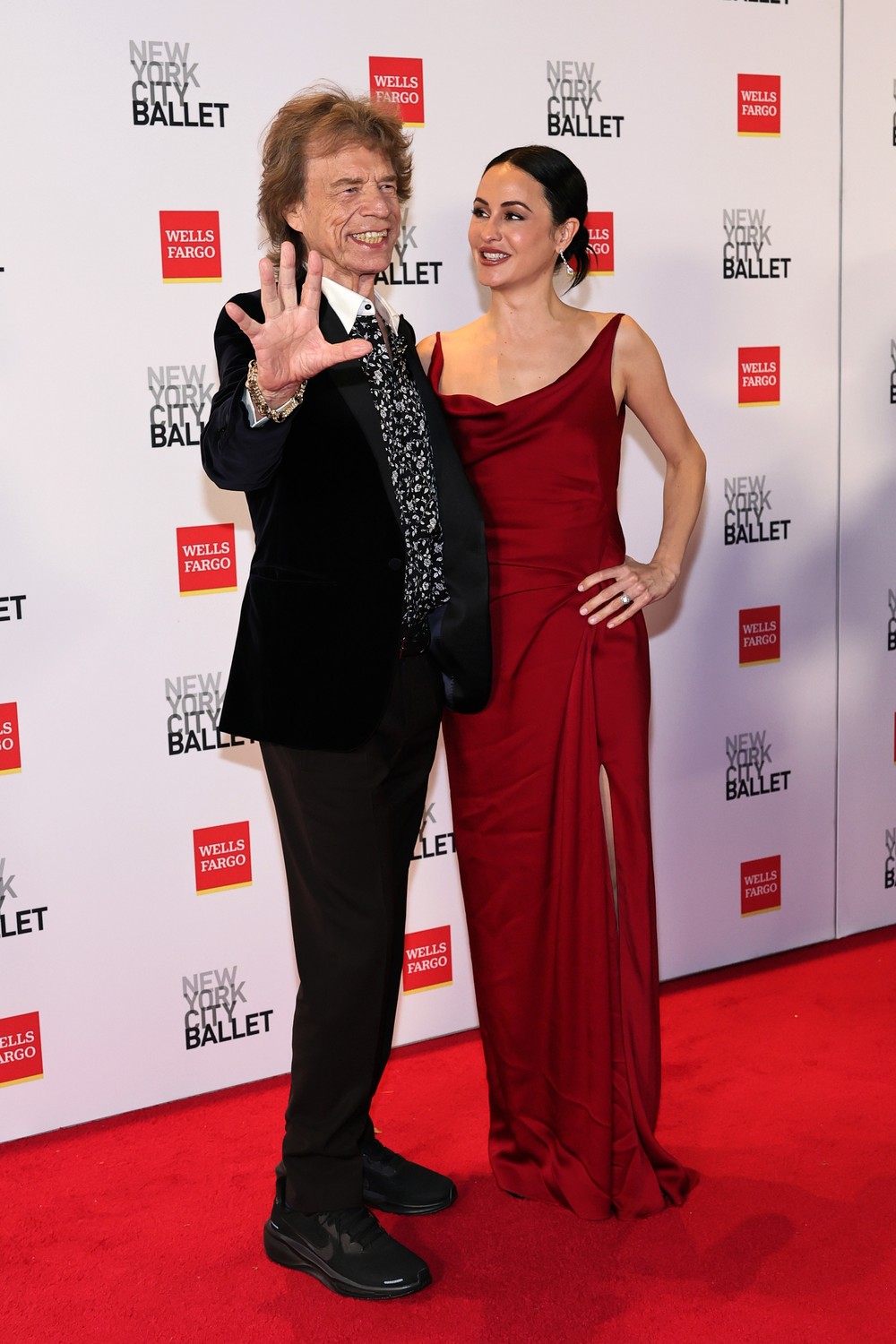 Sarah Jessica Parker, Mick Jagger e mais famosos brilham em baile de gala
