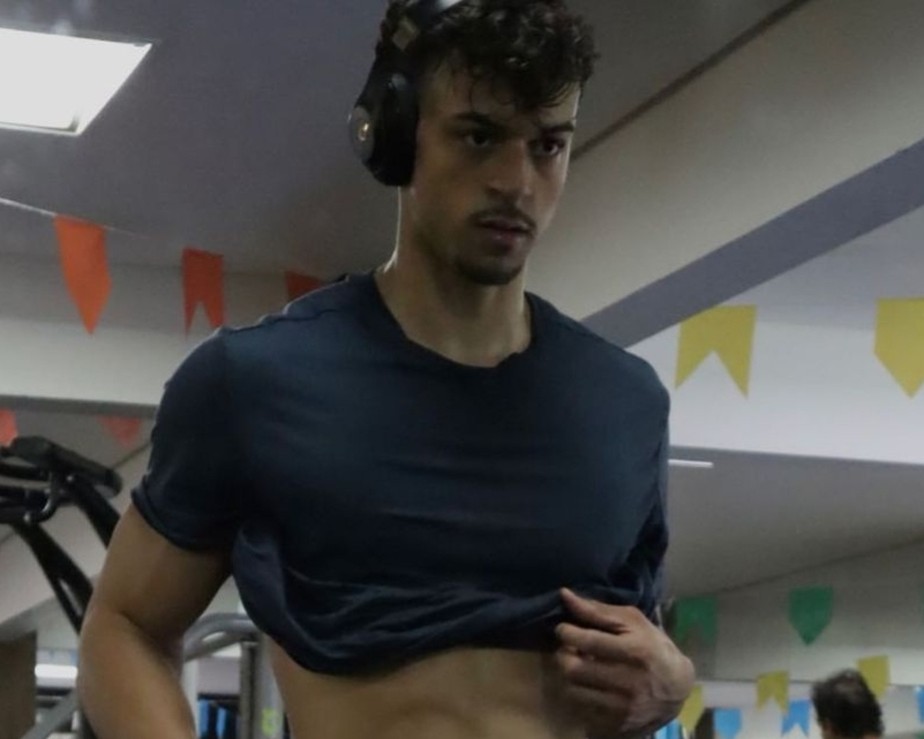 Filho de Carla Perez e Xanddy mostra músculos e revela possibilidade de ...