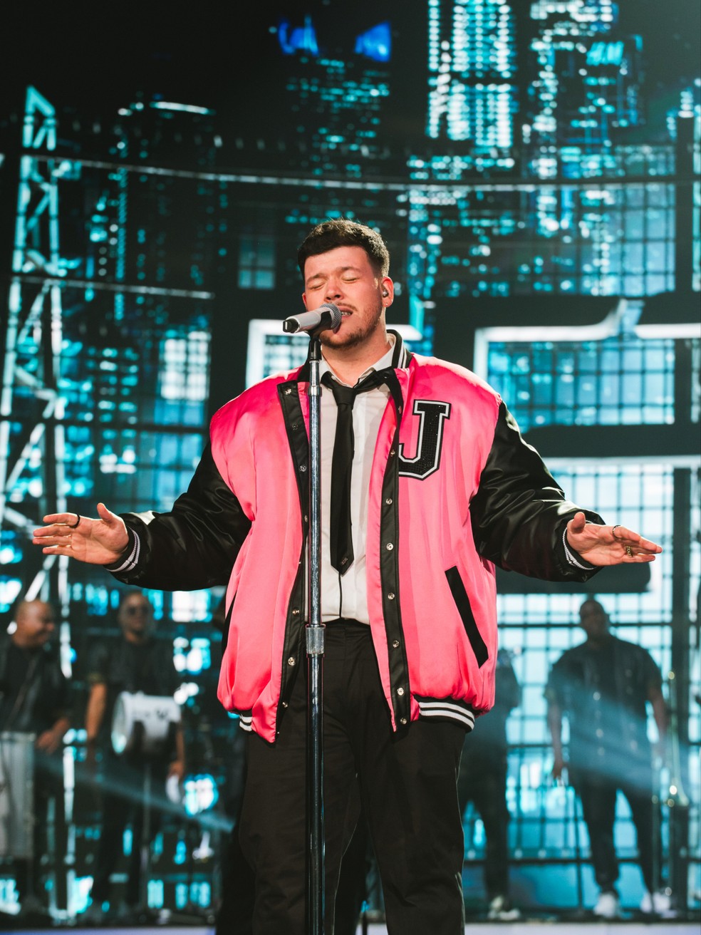 Ferrugem fala sobre single comemorativo dos 10 anos de carreira, 'Me ...