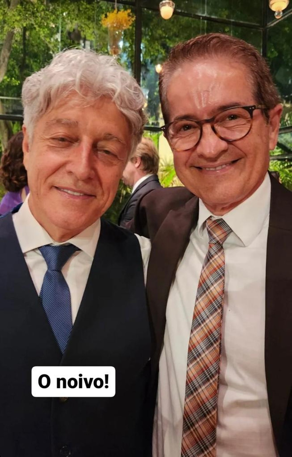 Caco Barcellos se casa com Carla Tilley após 'empurrãozinho' de Ana ...