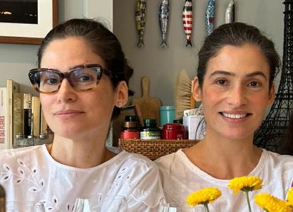 Renata Vasconcellos posa com a irmã gêmea e fãs reparam detalhe para ...