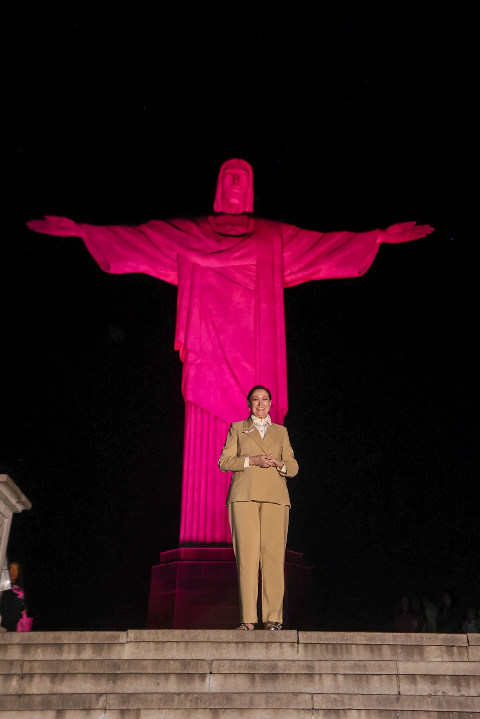 Lilia Cabral e embaixadoras do Outubro Rosa lançam edição 2025 no ...