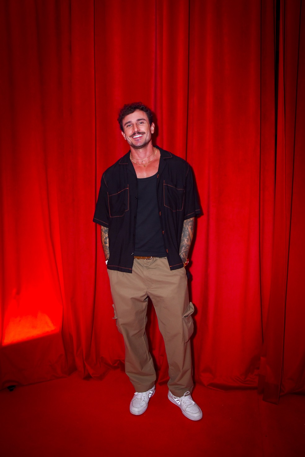 Lembra dele? Vice-campeão do 'BBB 19', Alan Possamai curte festa em SP