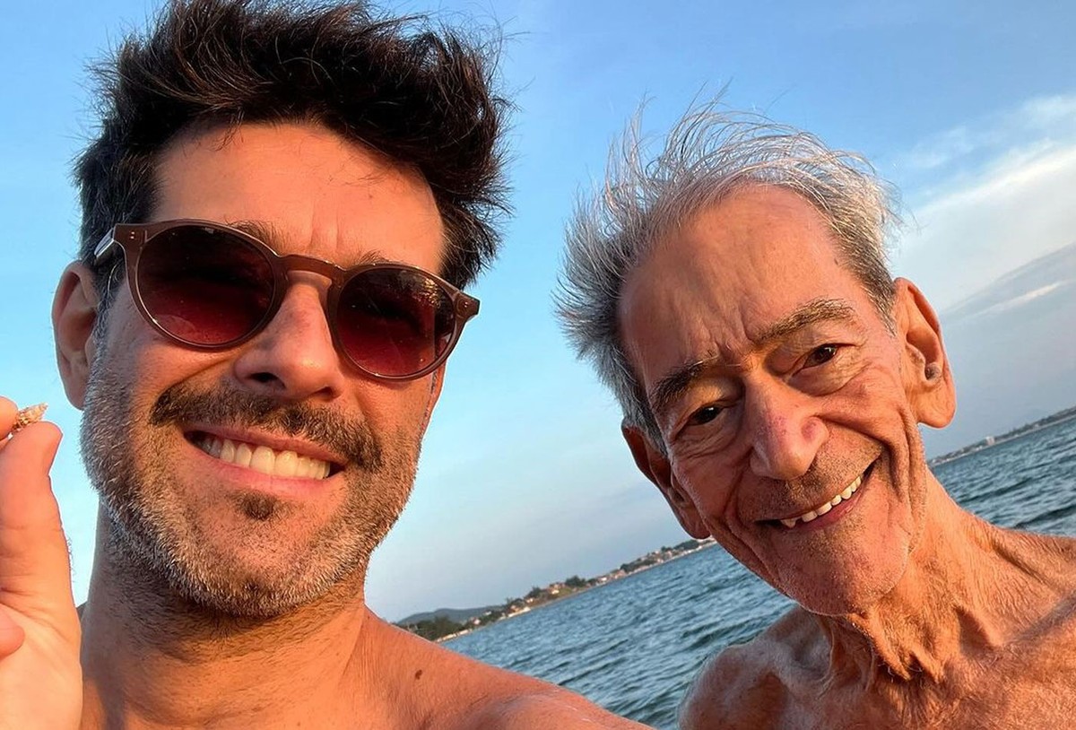 Daniel del Sarto anuncia missa de 7º dia do pai e se emociona: 'Nunca ...