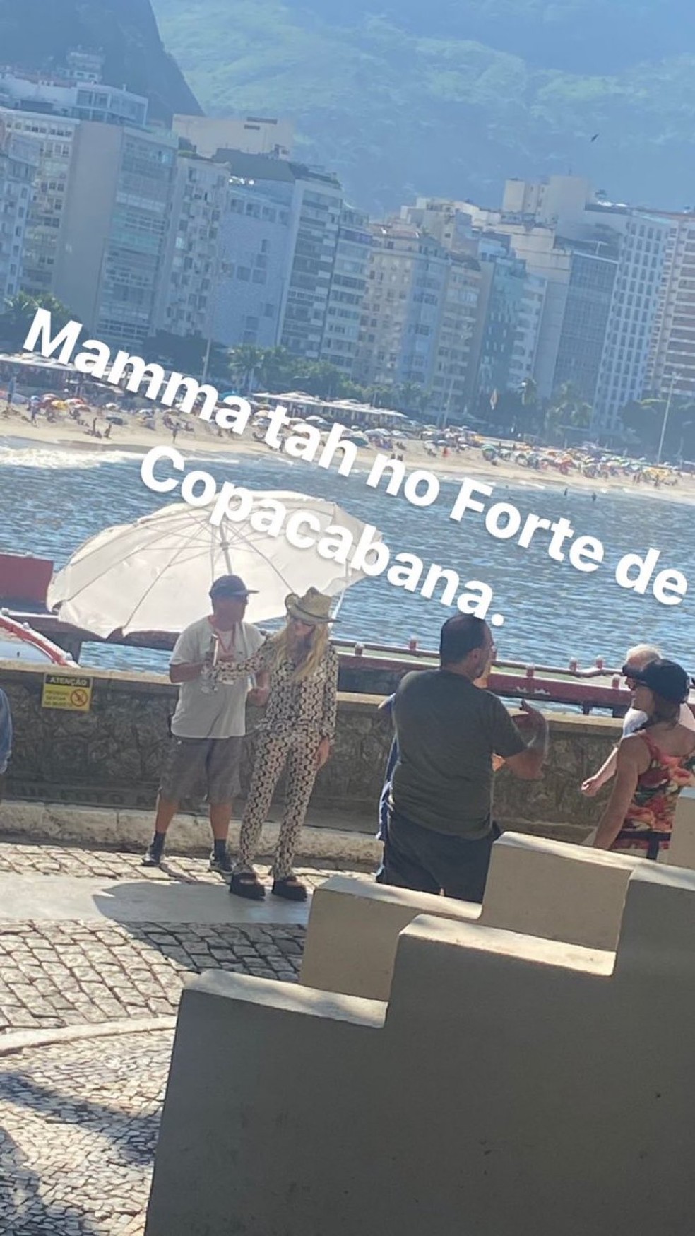 Fãs Dizem Ter Visto Madonna Em Passeio Pelo Rio Saiba Se Foto é Real