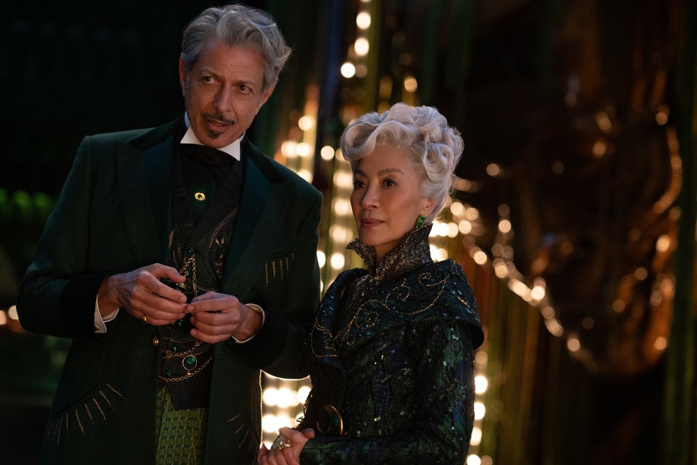 'Wicked': veja fotos oficiais de filme com Ariana Grande e Cynthia Erivo