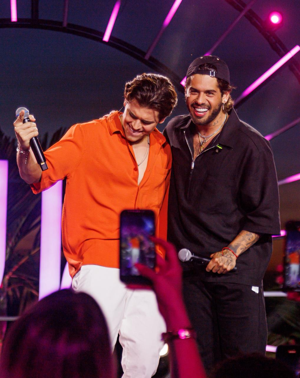 Com Leonardo e Zé Felipe, João Henrique grava audiovisual 'Sentidos'
