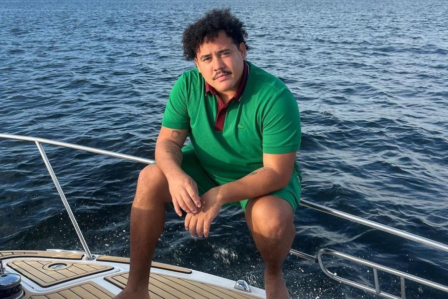 'Calma, calabreso': Lucas Buda come pizza de calabresa antes da final ...