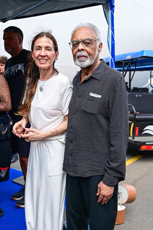 Gilberto Gil embarca no Rio de Janeiro para comandar o 'Navio Tempo Rei'