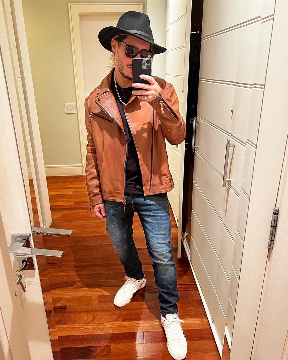 Marcus Majella mostra look para torcida e impressiona com pernas ...