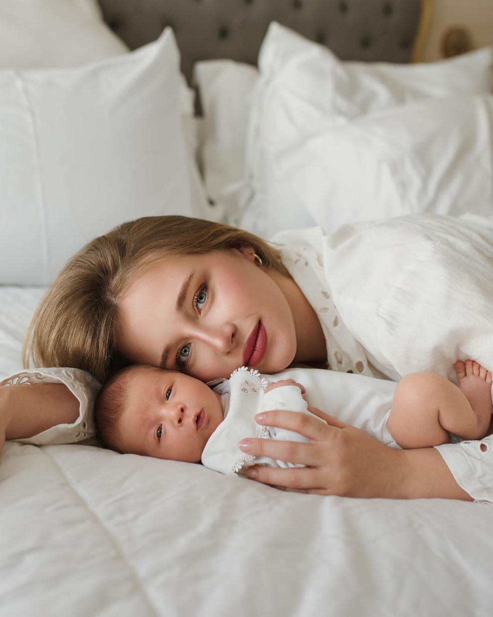 Duda Reis mostra pela 1ª vez o rosto da filha, e encanta internautas ...