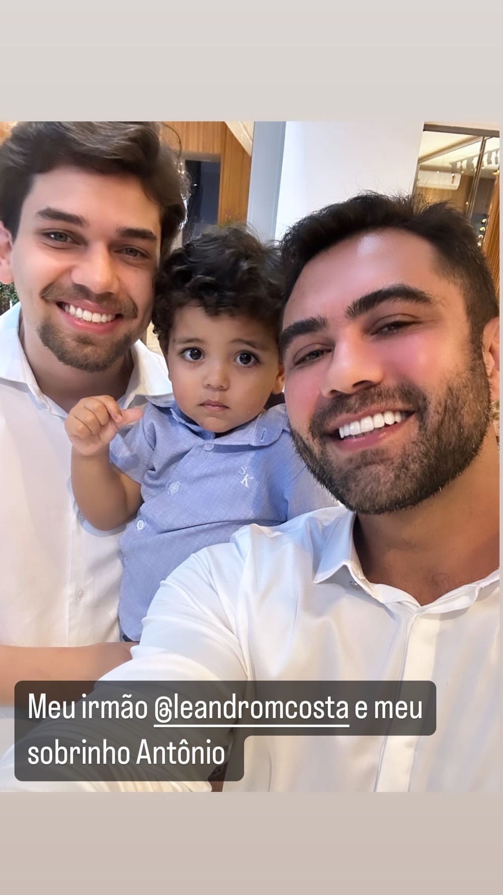 Lyandra Costa, filha do sertanejo Leandro, se casa e reúne os irmãos