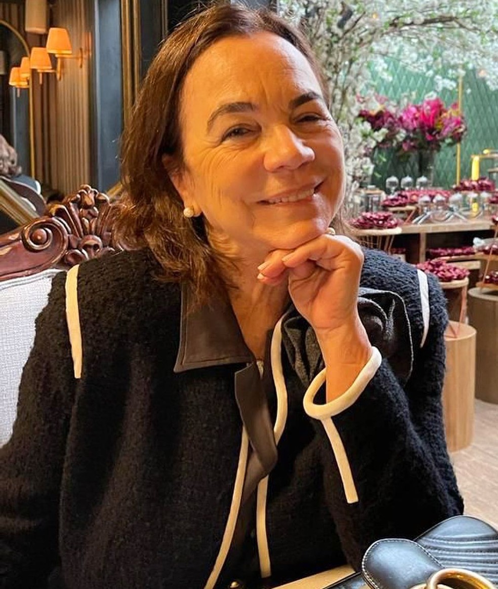 Cesar Tralli faz homenagem à mãe em véspera de Natal: 'Saudade eterna'