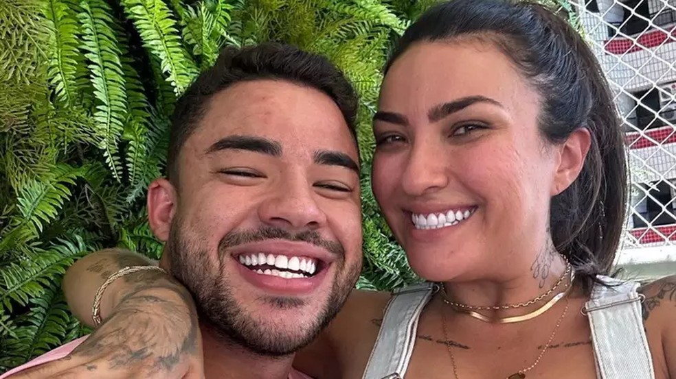 Grávida, Thayse Teixeira apresenta piora e volta a ser internada em SP