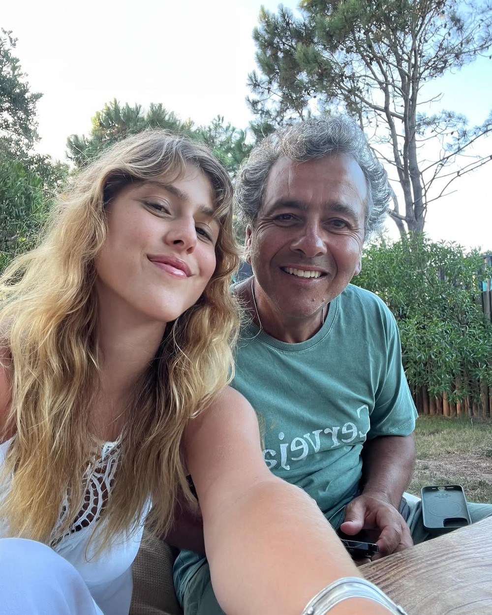 Filha de Marcos Palmeira e Amora Mautner abre álbum raro com o pai ...