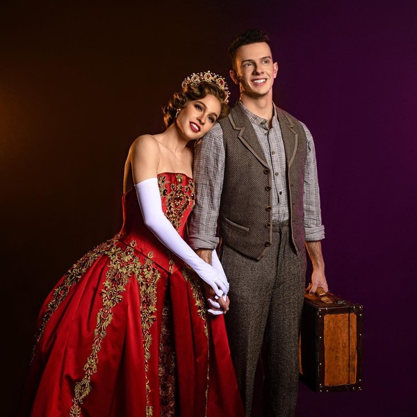 VÍDEO: Conheça os bastidores de Anastasia, musical da Broadway com ...