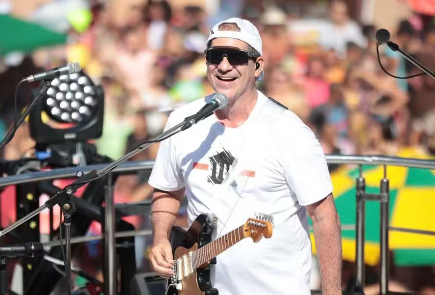 Durval Lelys, Timbalada e Jammil puxam blocos no pós-Carnaval de São Paulo