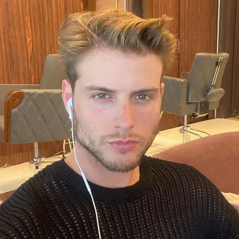 Saiba tudo sobre: Daniel Lenhardt