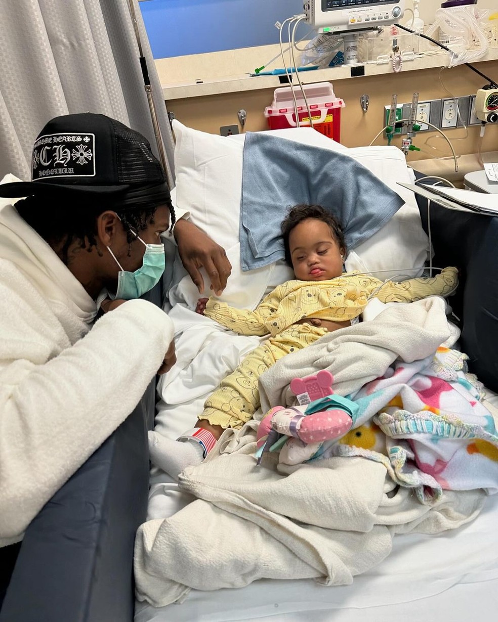 Charvarius Ward, jogador de futebol americano, lamenta morte da filha ...