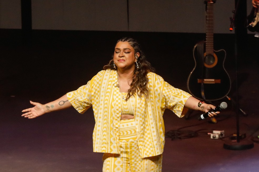 Patricia Pillar, Flávia Alessandra, Giulia Costa e mais famosos ...