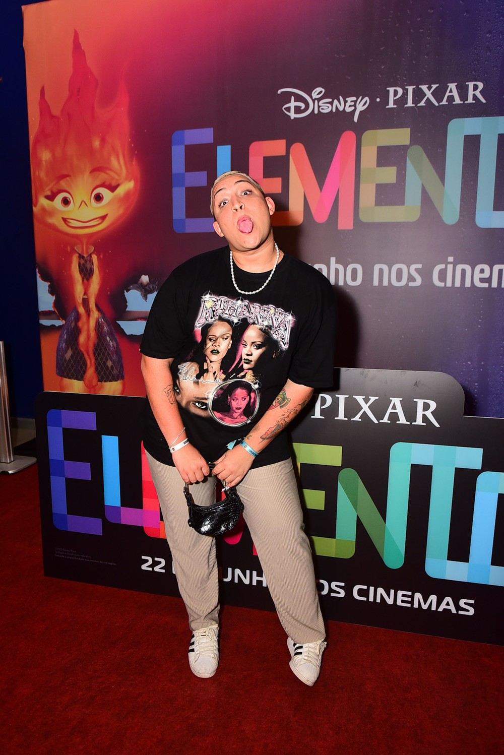 Thaynara OG promove première de filme para famosos convidados do São João