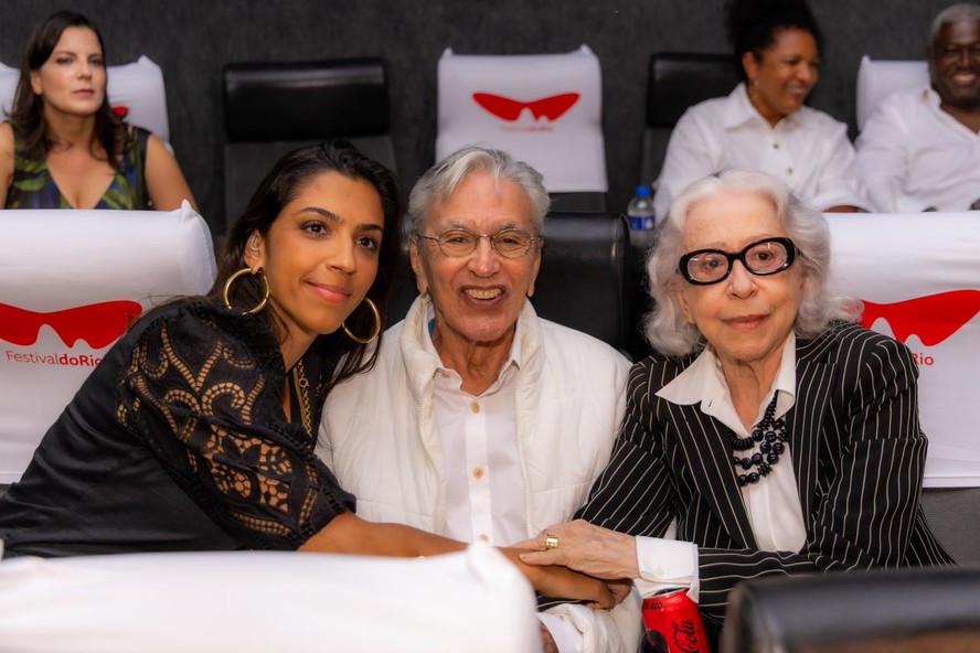 Fernanda Montenegro e Caetano Veloso vão a sessão especial de '90 Decibéis'