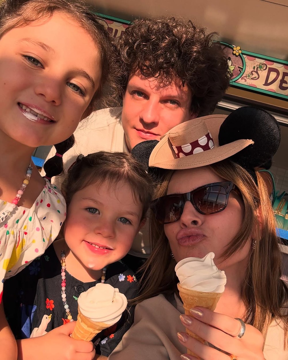 Yanna Lavigne, Julia Faria e mais famosos levam filhos a novo navio da ...