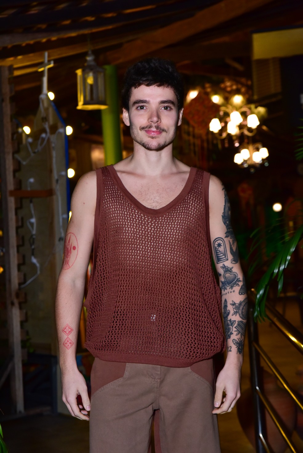 João Lucas se apresenta no São João da Thay e fala sobre companhia de Sasha Meneghel