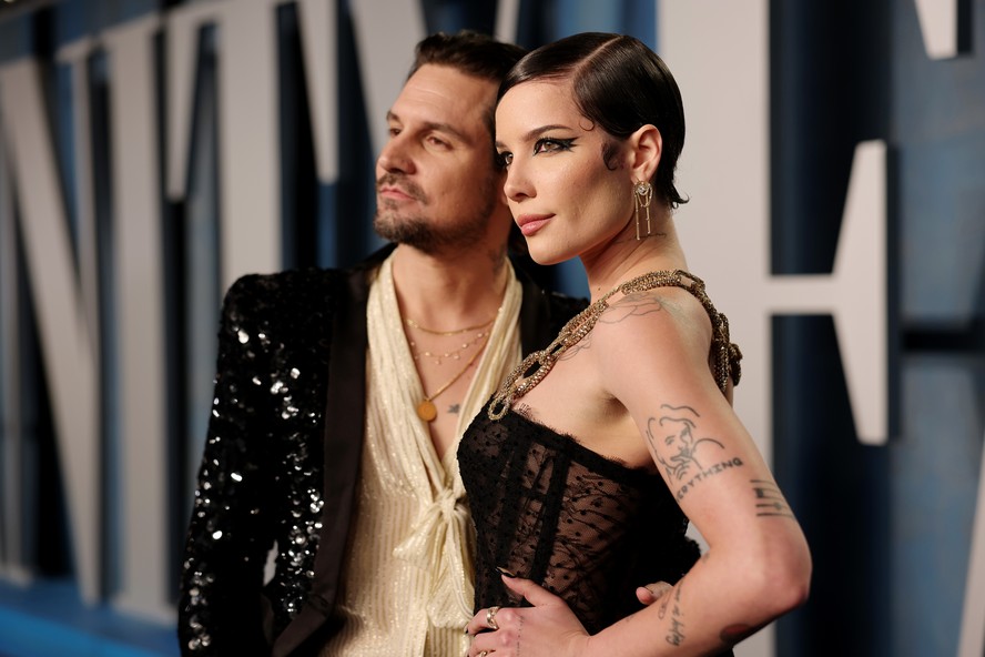 Halsey e Alev Aydin terminam relacionamento, diz site