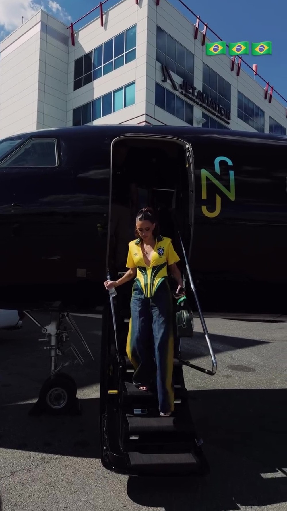 Bruna Biancardi chega de jatinho de R$ 250 milhões à estreia do Brasil ...