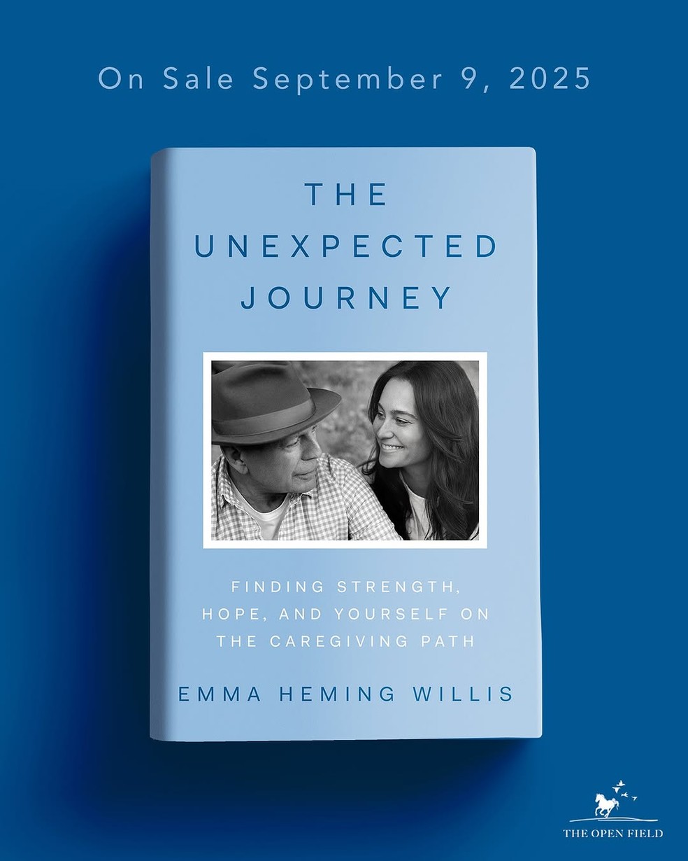 Mulher de Bruce Willis mostra capa de livro 'profundamente pessoal' que ...