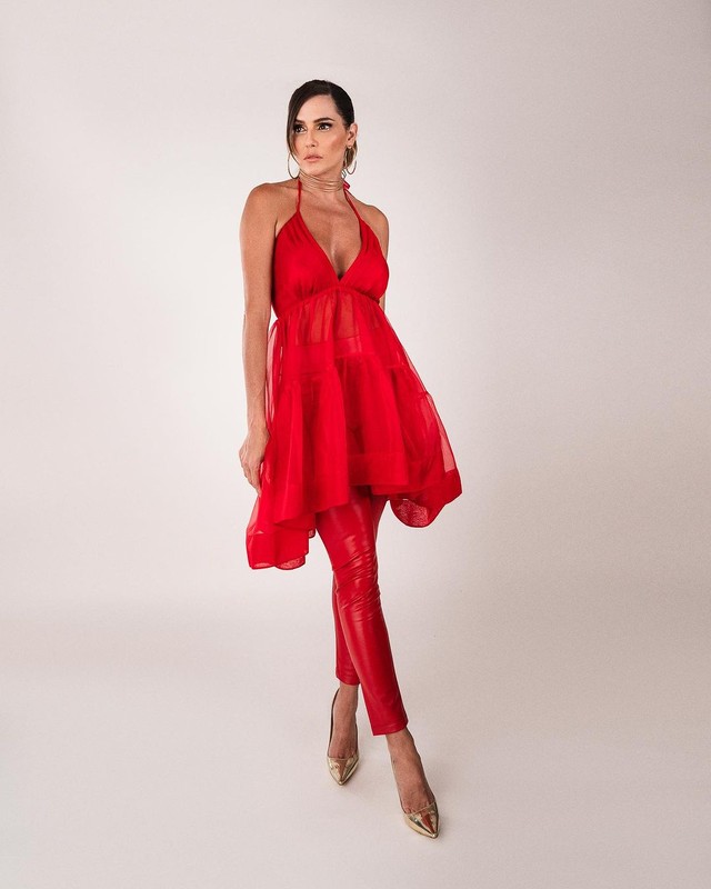 Deborah Secco Deixei De Tolerar Mentiras