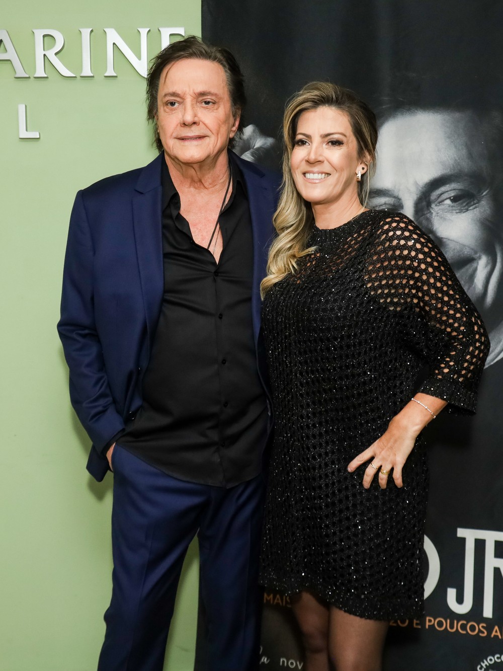 Fábio Jr. beija a esposa em bastidores de show em São Paulo; fotos