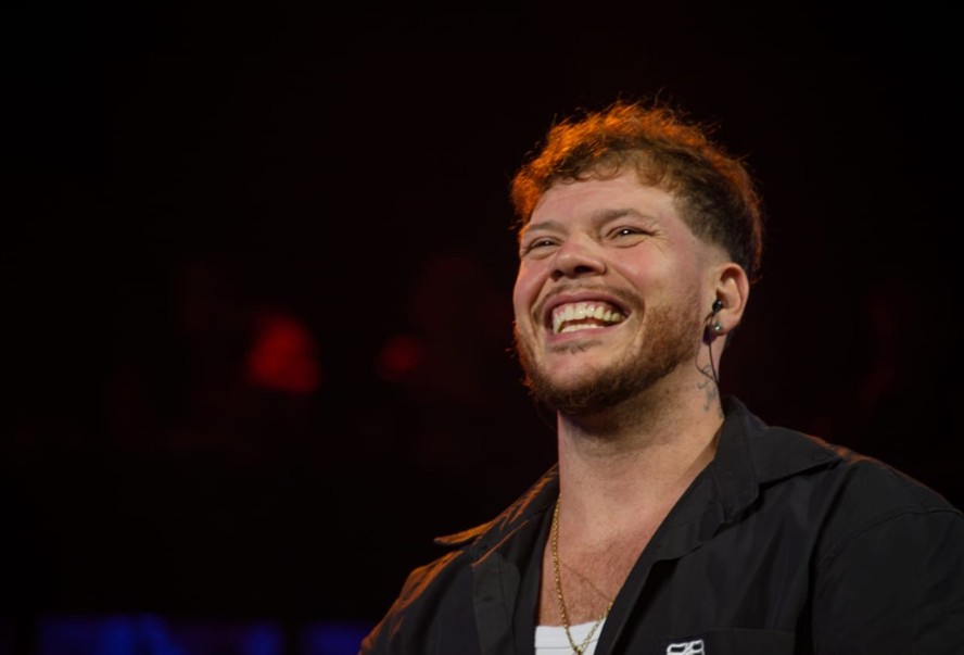 Carnaval 2025: Ferrugem detalha incentivo da esposa, Thais Vasconcellos ...