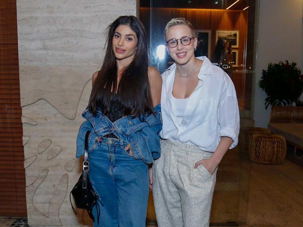 Marcella Rica posta primeira foto com a namorada, Natália Rosa