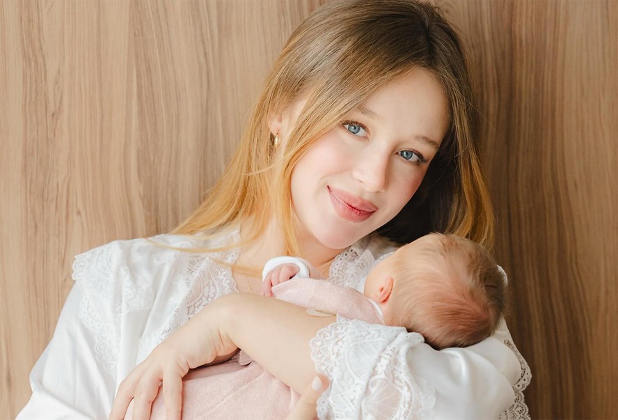 Duda Reis desabafa sobre tristeza pós-parto