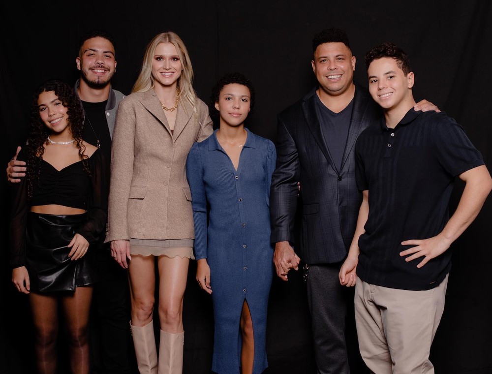 Alexander Lima, filho de Ronaldo, ganha homenagem romântica da namorada
