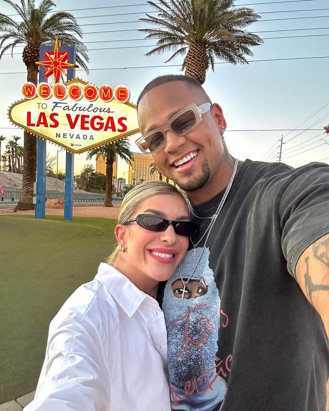 Lore Improta mostra dia em Las Vegas com Léo Santana; fotos