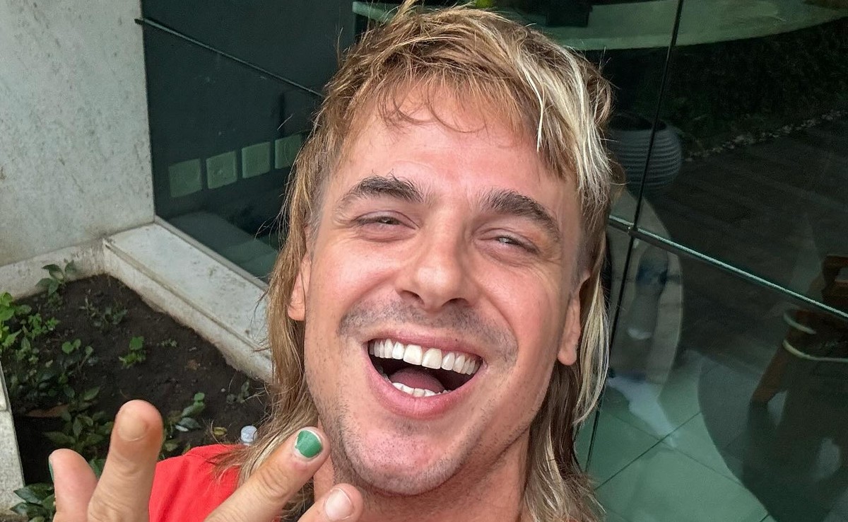 Ator Daniel Erthal se caracteriza para trabalho no cinema após ...