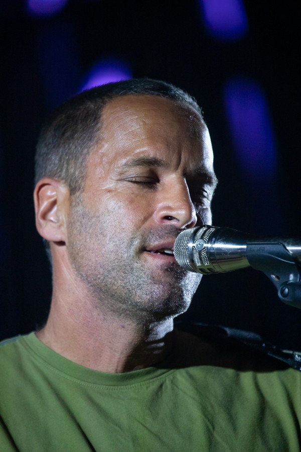 Jack Johnson se apresenta em São Paulo com hits e simplicidade contagiante