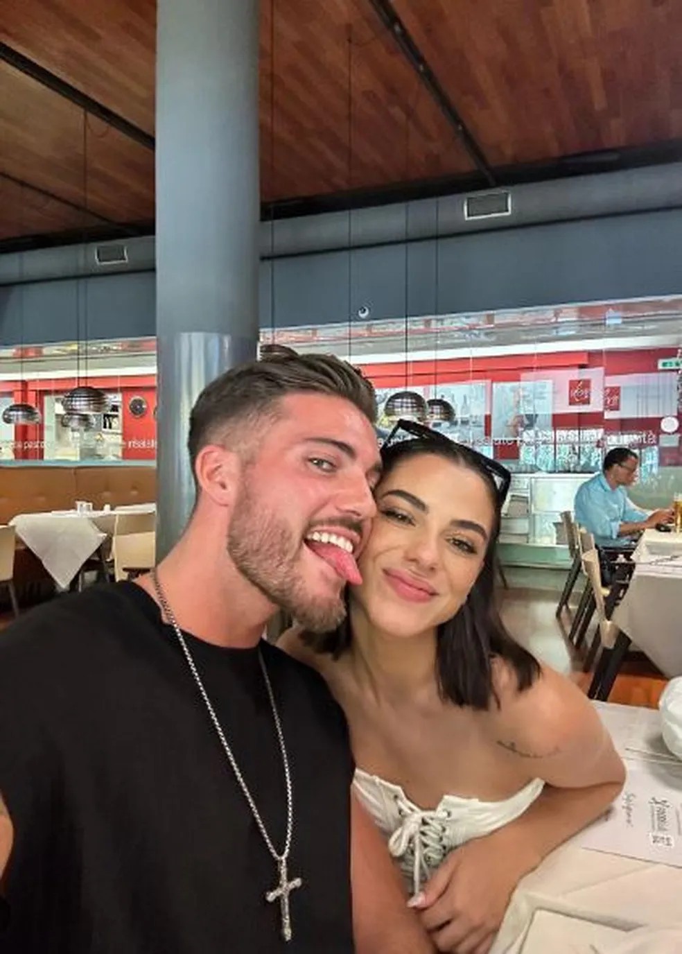 Key Alves afirma que atualmente vive um 'amor em off'