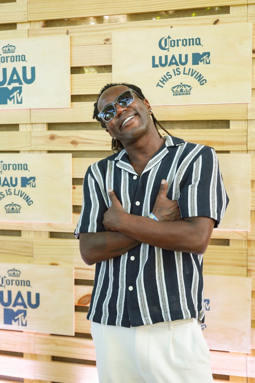 Lennon, Mariana Goldfarb, Diogo Novaes e mais lançam novo Luau MTV em ...