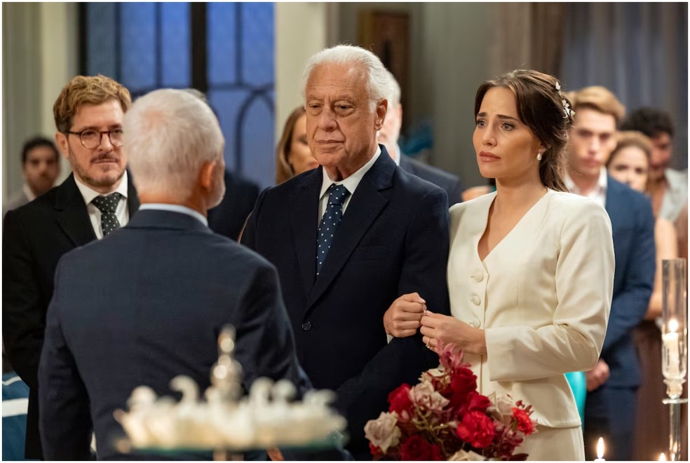 Letícia Colin defende teoria sobre morte de Arthur Brandão: 'Eu acho ...