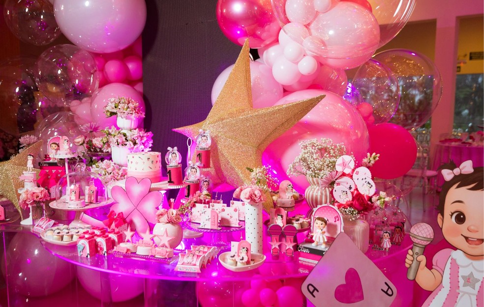 Victor Hugo, dupla com Diego, celebra 1 ano da filha, Elisa: 'Emoção ...