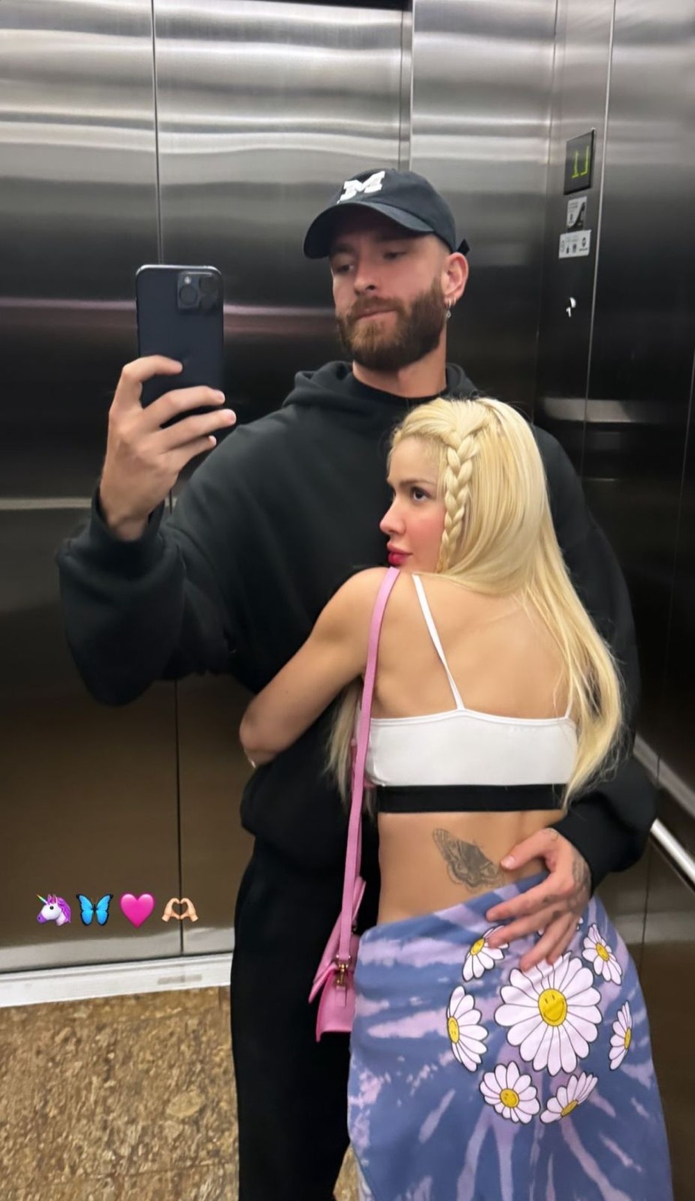 Karoline Lima curte noite romântica com Léo Pereira